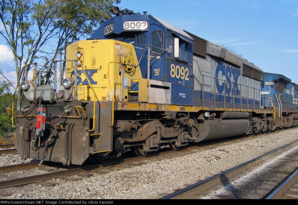 CSX 8092 at the depot